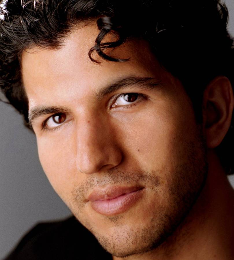 Pinkolandia | Two River Theater